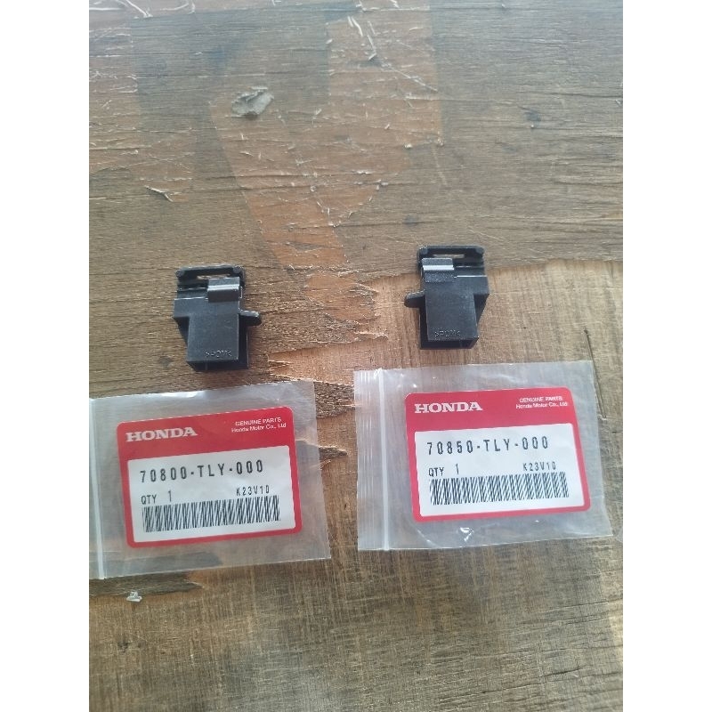 Jual Plastik Clip Klip Kancing Pengait Kait Pegangan Sunroof Sun Roof ...