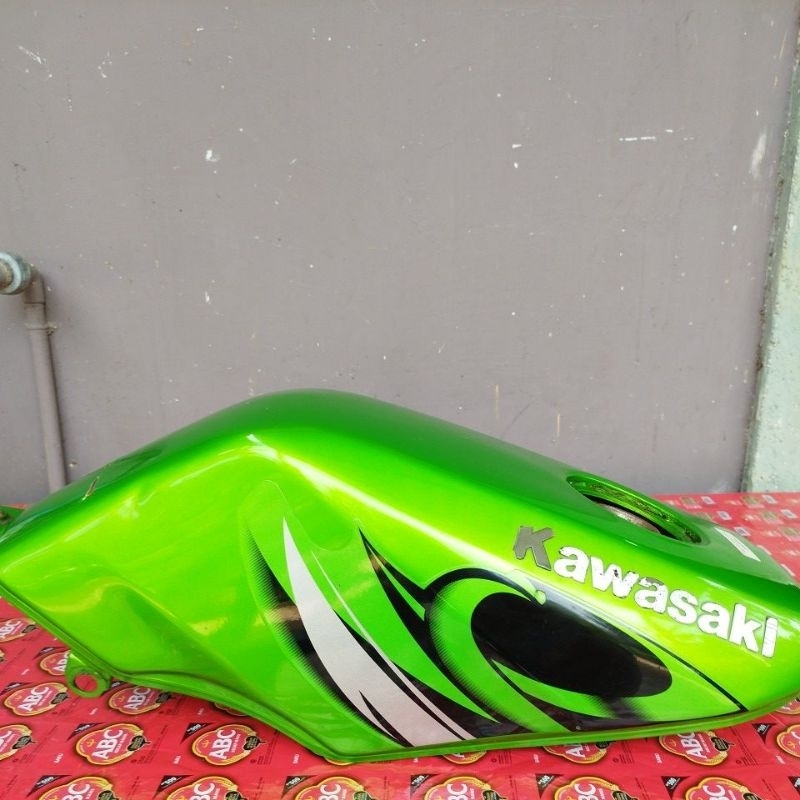 Jual tangki bensin ninja | Shopee Indonesia