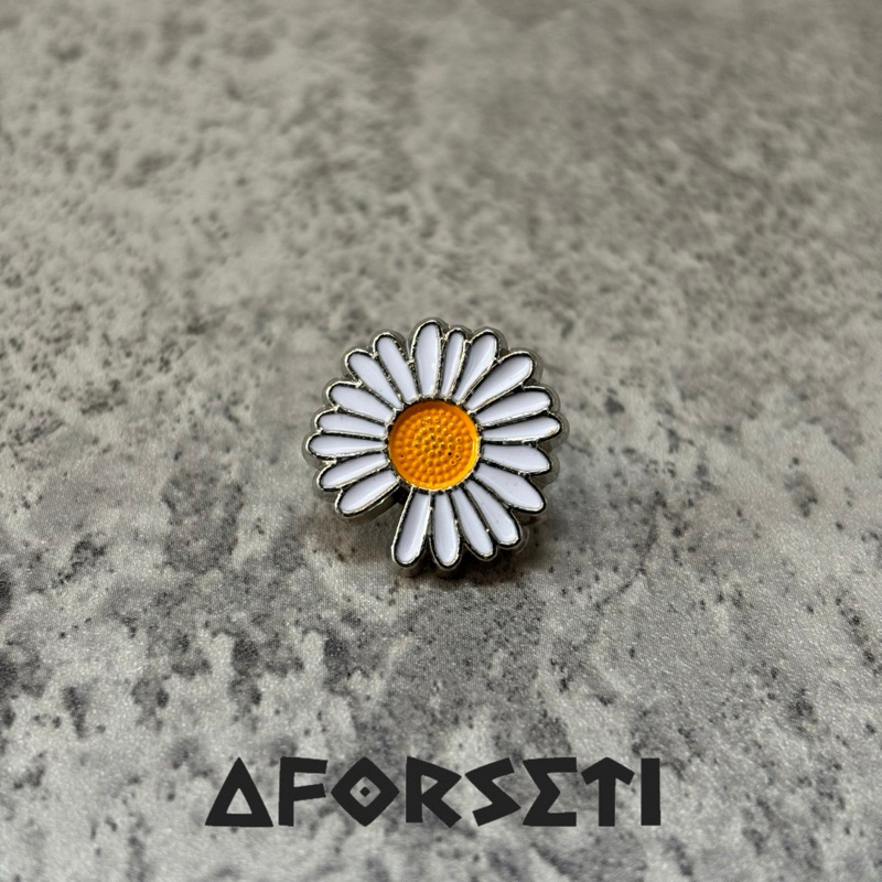 Jual PIN ENAMEL “WHITE FLOWER" BROS PIN / BROOCH / PIN COUPLE / PIN AESTHETIC / PIN LUCU / PIN ...