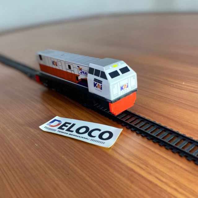 Jual Miniatur Kereta Api Lokomotif cc203 Mesin bisa jalan ,paling murah ...