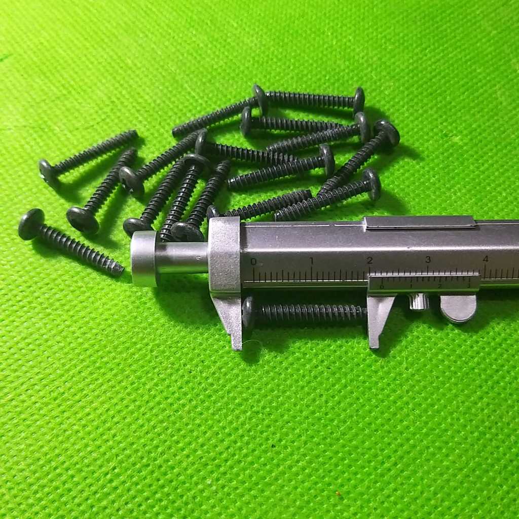Jual Baut scrup m5 hitam panjang 2cm drat 1mm | Shopee Indonesia