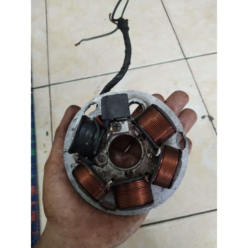 Jual Spull set Cdi vespa excel exclusive strada original | Shopee Indonesia