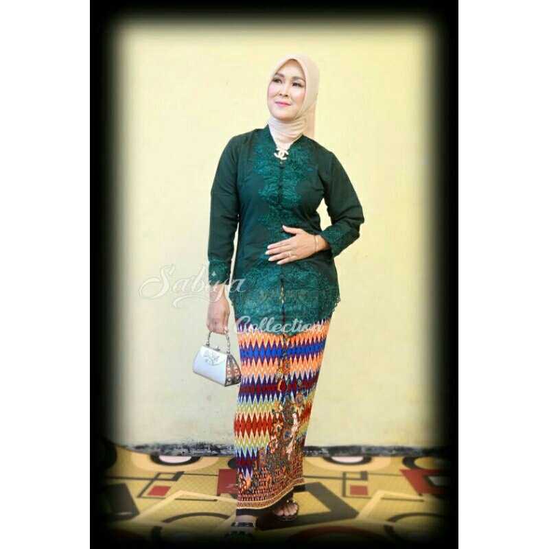 Jual kebaya encim modern warna hijau botol | Shopee Indonesia