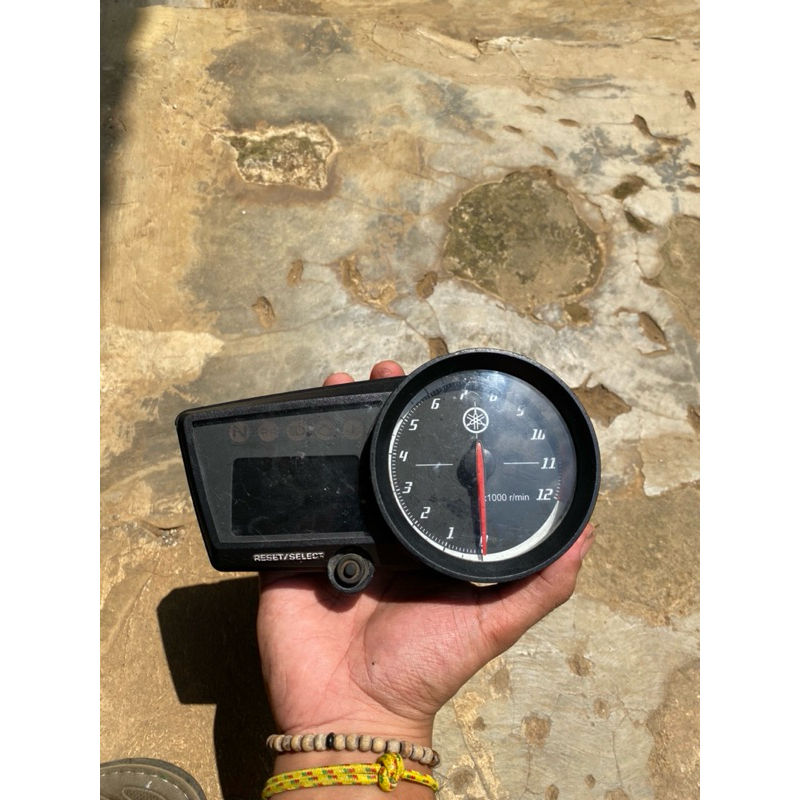 Jual SPEEDOMETER R15 V2 ORIGINAL | Shopee Indonesia