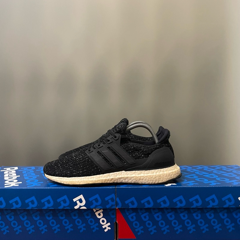 Jual 41 - Sepatu Adidas Bekas Second Adidas UltraBoost Ultra Boost 4.0 ...
