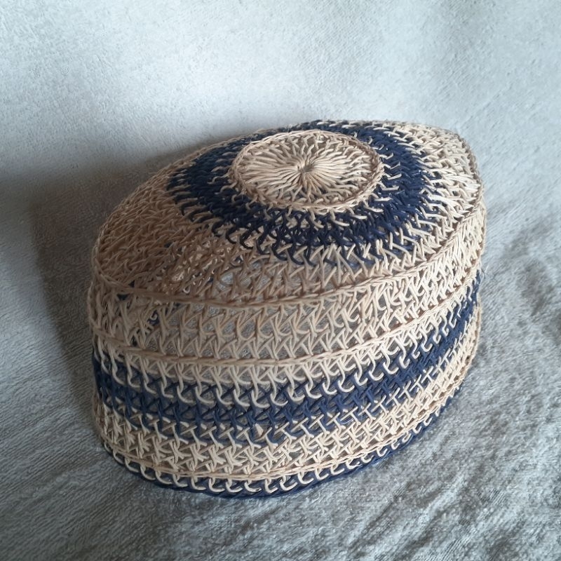 Jual peci rotan Kalimantan | Shopee Indonesia