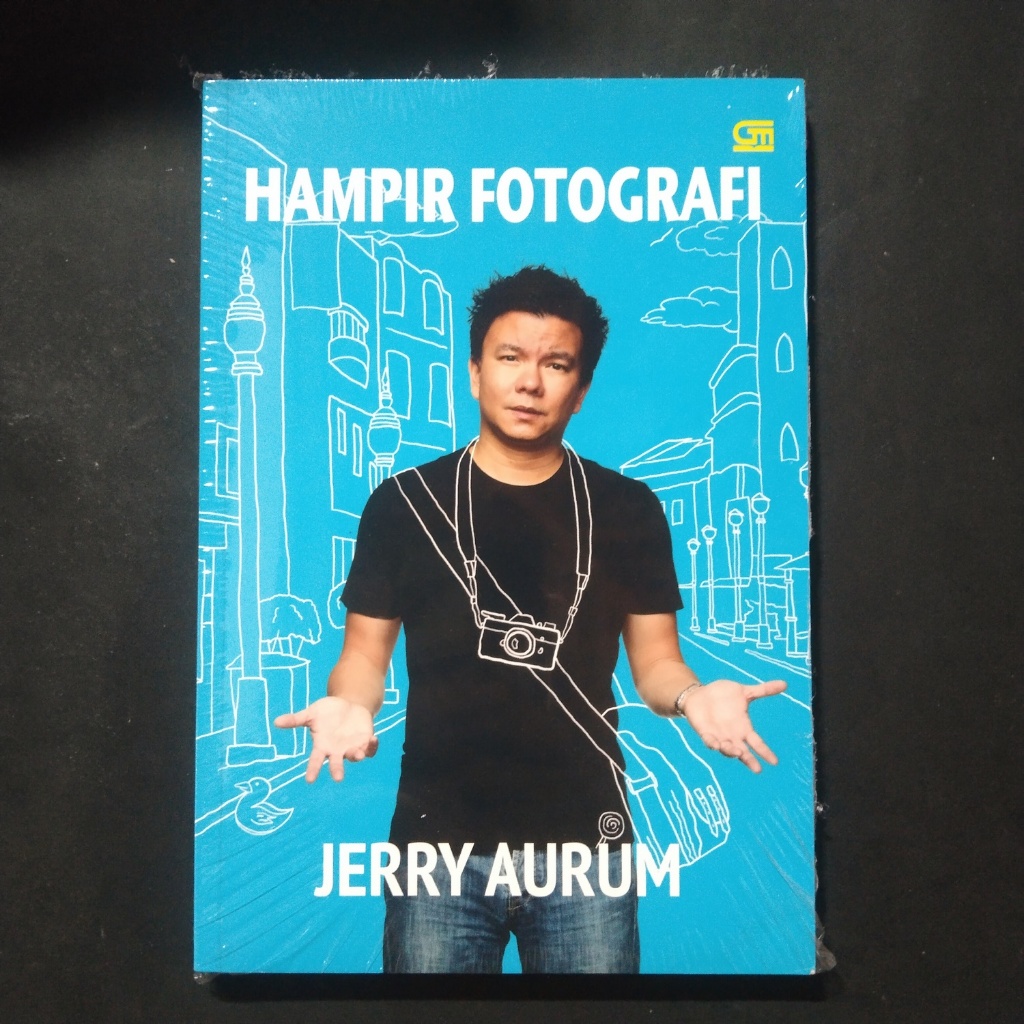 Jual Buku Hampir Fotografi (Jerry Aurum) | Shopee Indonesia
