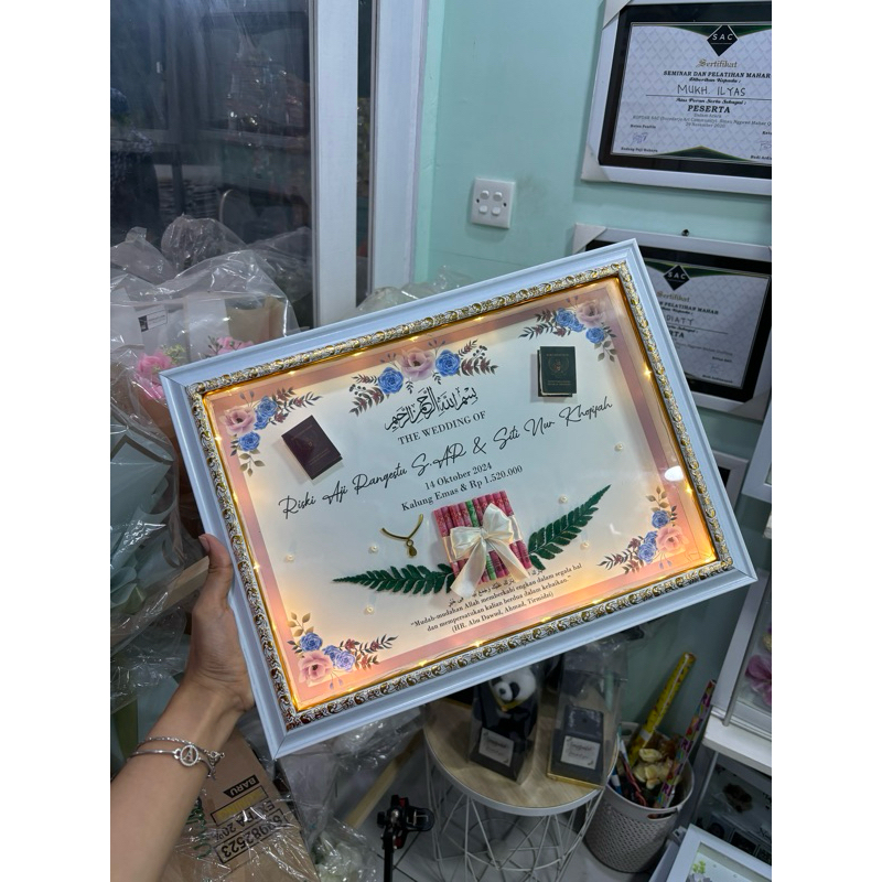 Jual bingkai mahar pernikahan custom plus lampu 40 cm x 30 cm | Shopee ...