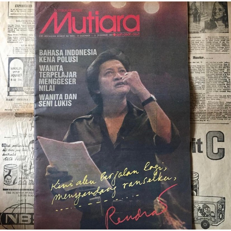 Jual TABLOID MUTIARA 1985 — WS RENDRA KEMBALI DEKLAMASI // WANITA DAN ...