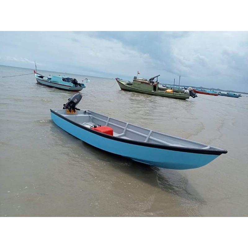Jual Kapal Perahu Full Fiber 4.5M X 1.2M Model Sampan Boat Fiberglass ...