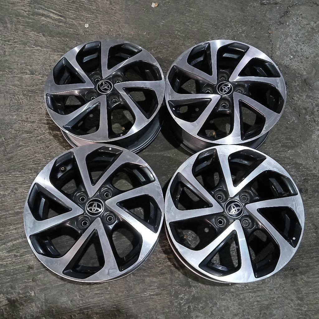 Jual Velg Mobil Copotan Agya Calya Sigra Ayla Ring 14 pcd 4x100 | Shopee Indonesia