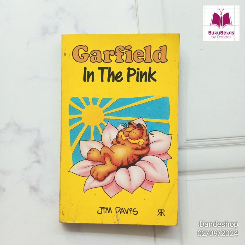 Jual Garfield in The Pink by Jim Davis - English Comic | Shopee Indonesia