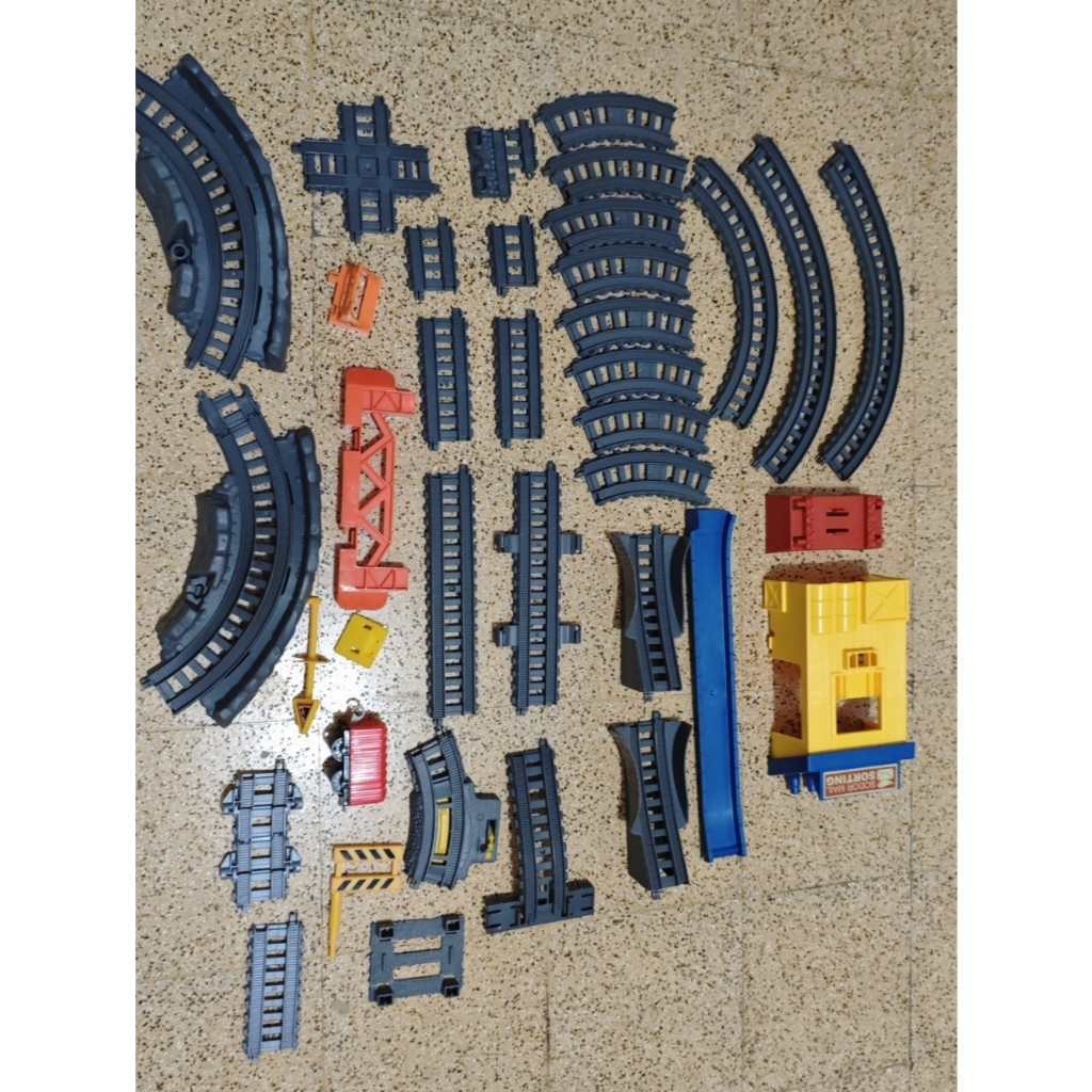 Jual Fisher price thomas & friends trackmaster sort & switch delivery ...