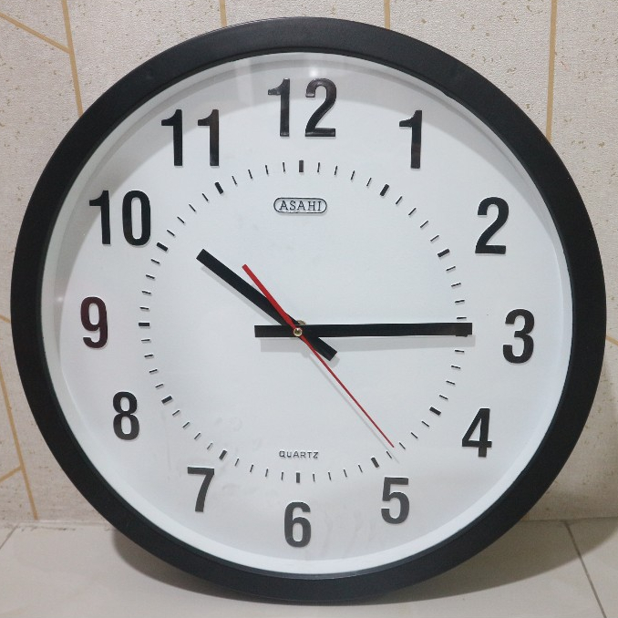 Jual Jam Dinding Bulat Besar Diameter 49 cm 588 Asahi | Shopee Indonesia