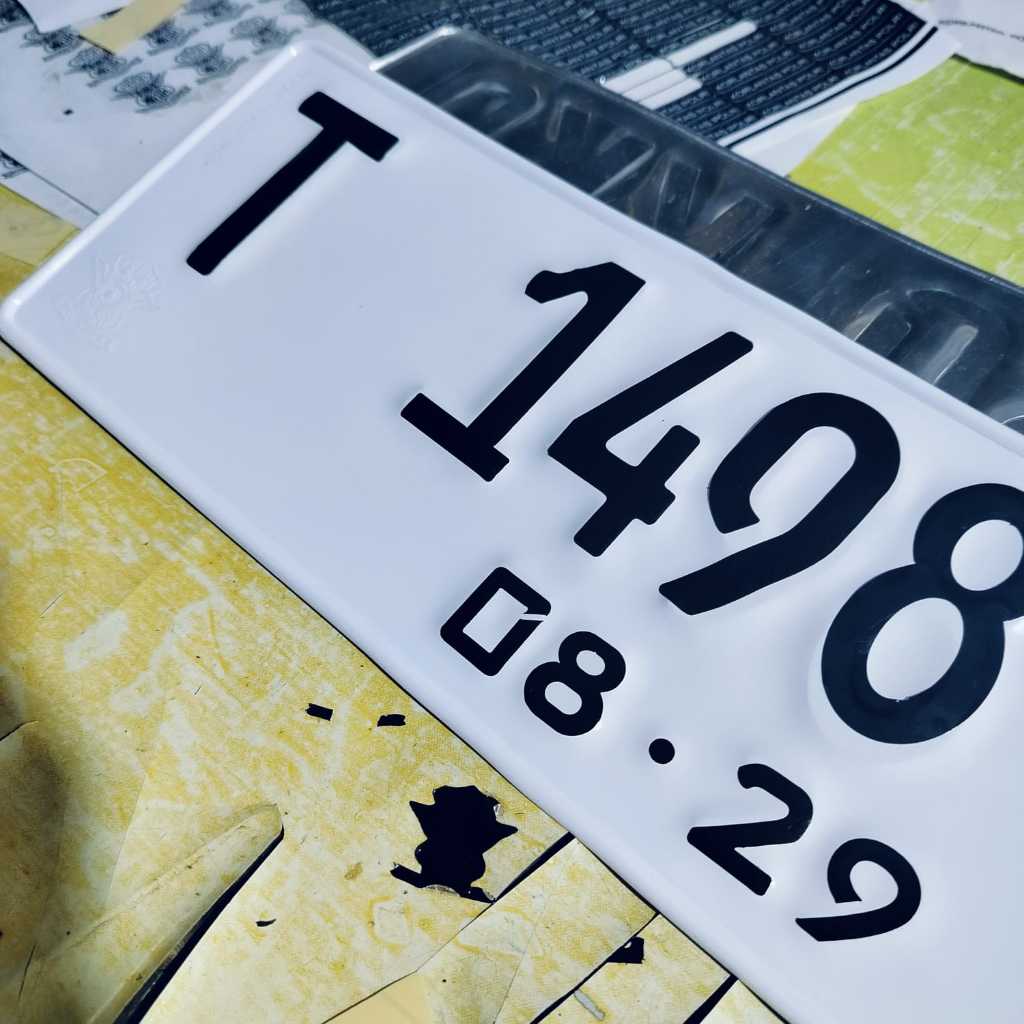 Jual Buat Cetak Angka Baru Plat Mobil Putih FONT BARU terbaru | Shopee ...