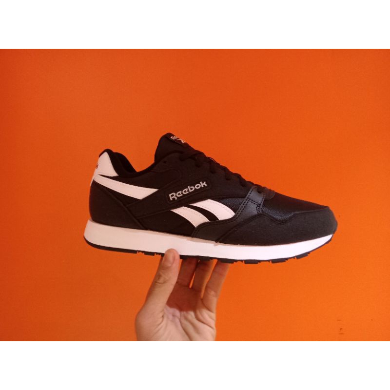 Jual Sneakers pria Sepatu Reebok original/Reebok ultra flash men's ...