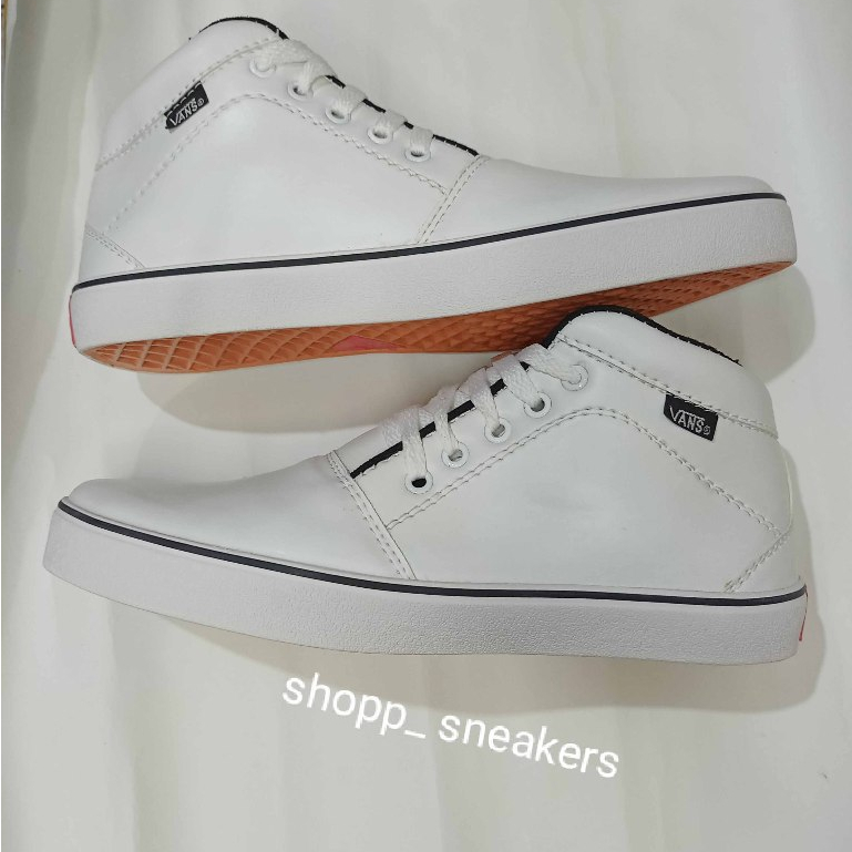 Jual sepatu putih polos list hitam cowok vanss model terbaru | Shopee ...