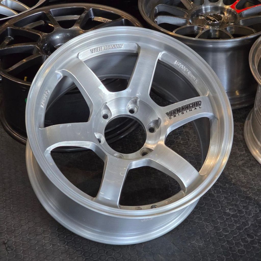 Jual velg mobil R18 TE37 PROGRESSIVE NANO BRUSH lebar 9 velg racing ring 18 fortuner pajero ...