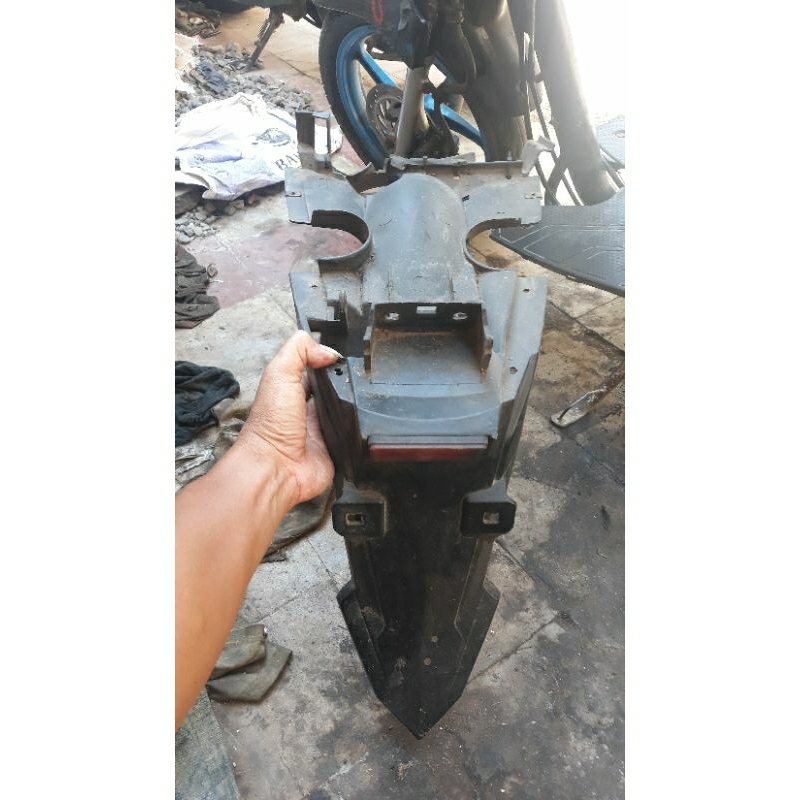 Jual slebor blakang viar vior 125original copotan | Shopee Indonesia