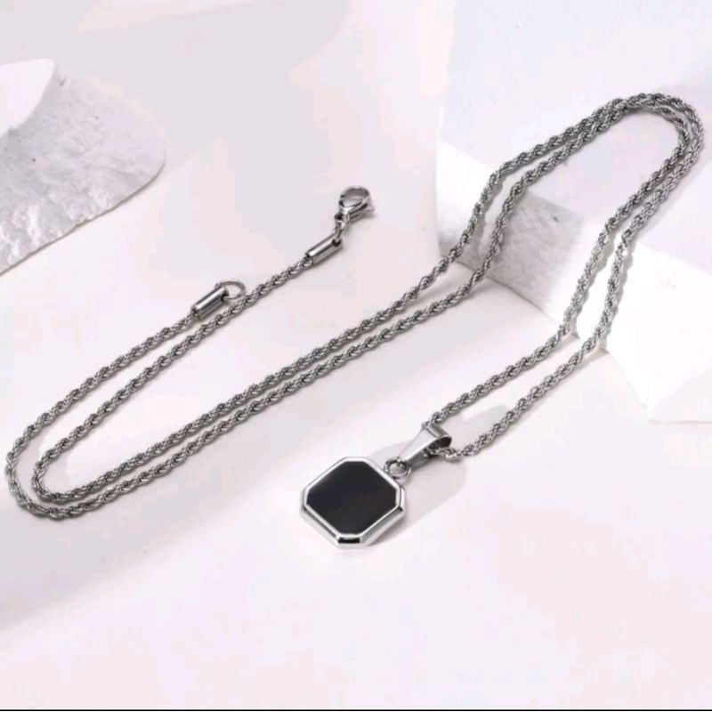 Jual KALUNG TITANIUM PRIA WANITA MODEL RANTAI TAMBANG LIONTIN PERSEGI ...