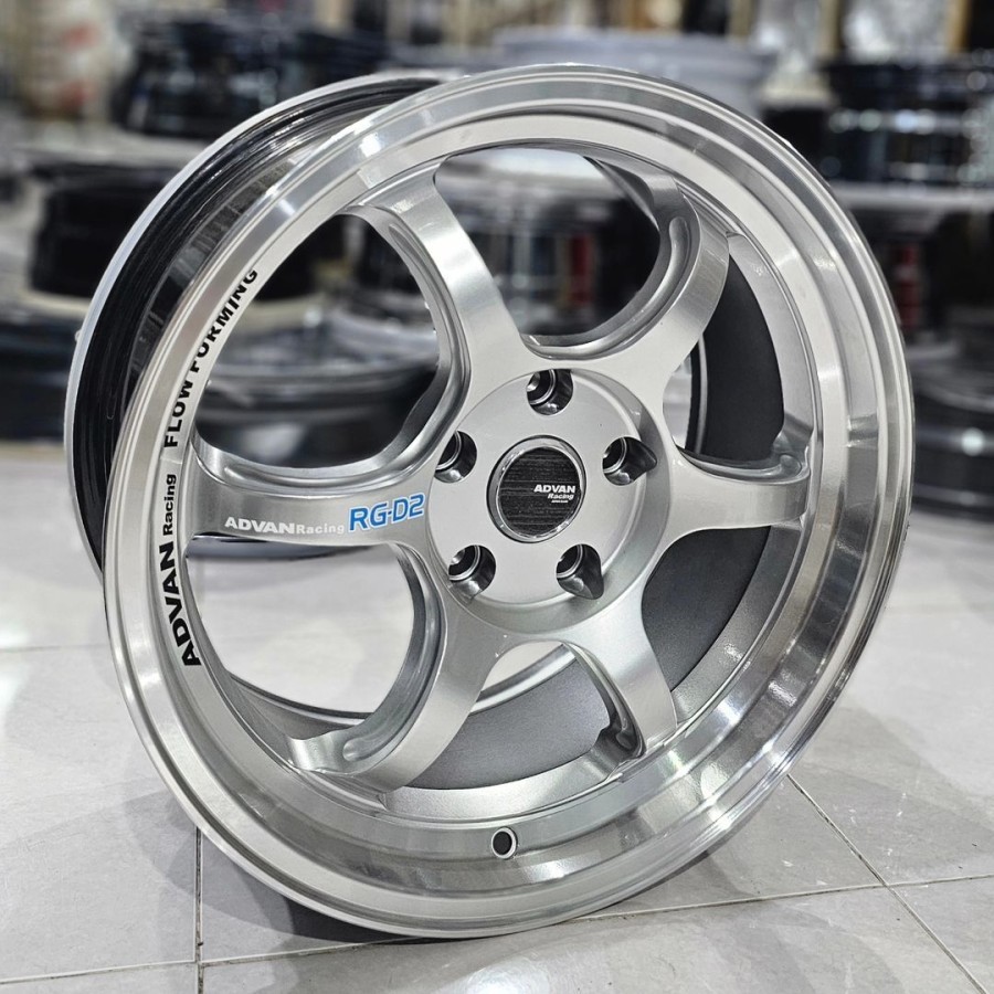 Jual velg ring 17 ADVAN RG D2 FLOW FROMING R17 velg innova zenix civic crv wuling almaz | Shopee ...