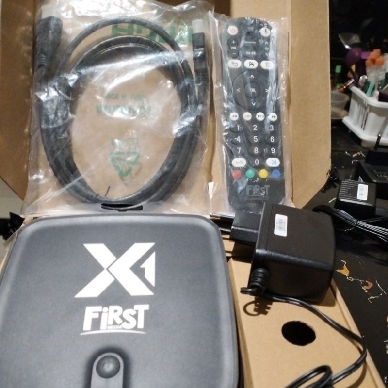 Jual STB FIRST MEDIA X1 LITE ORIGINAL FULSET HDMI + ADAPTOR + REMOTE ...