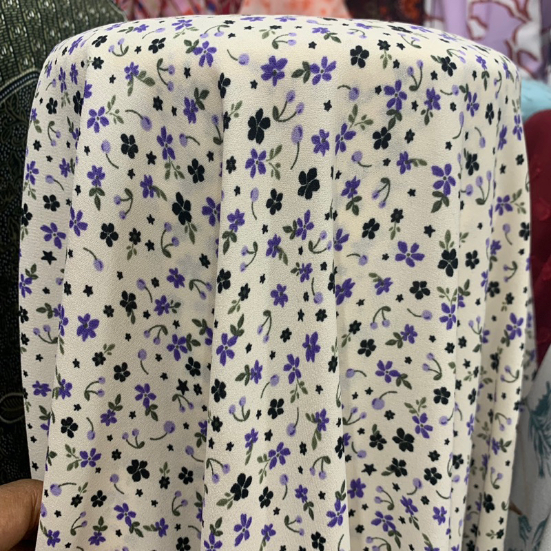 Jual kain crepe motif bunga kecil - kain zara crepe premium - kain ...