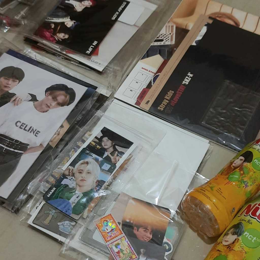 Jual Kpop Random Package (Official Merchandise) - DAY6 STRAY KIDS NCT HOYA MBITIOUS | Shopee ...