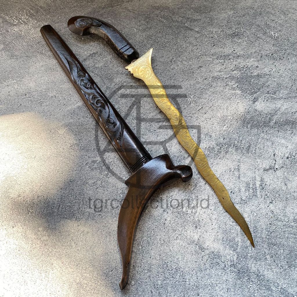 Jual TGR pisau keris kuningan sarung kayu bako keren | Shopee Indonesia