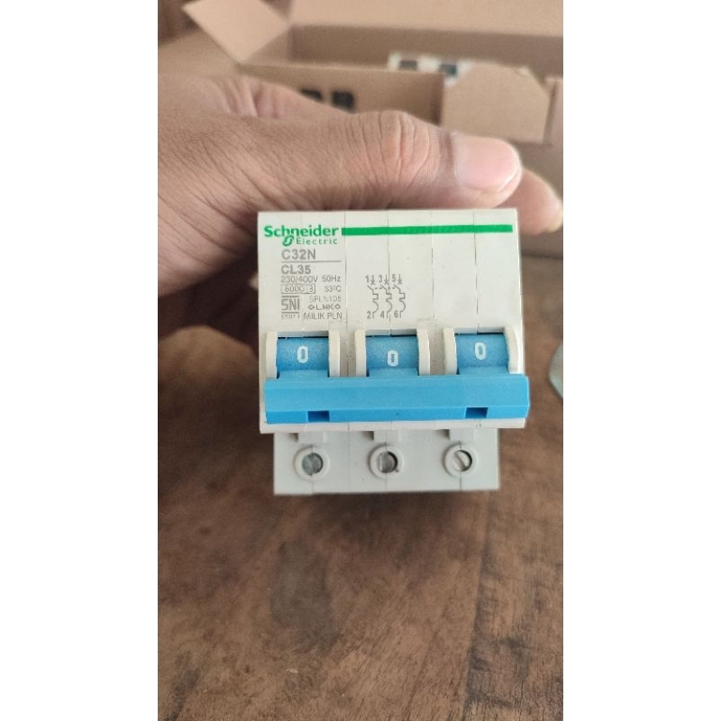Jual MCB SCHNEIDER 3phase 35A modif 63A | Shopee Indonesia