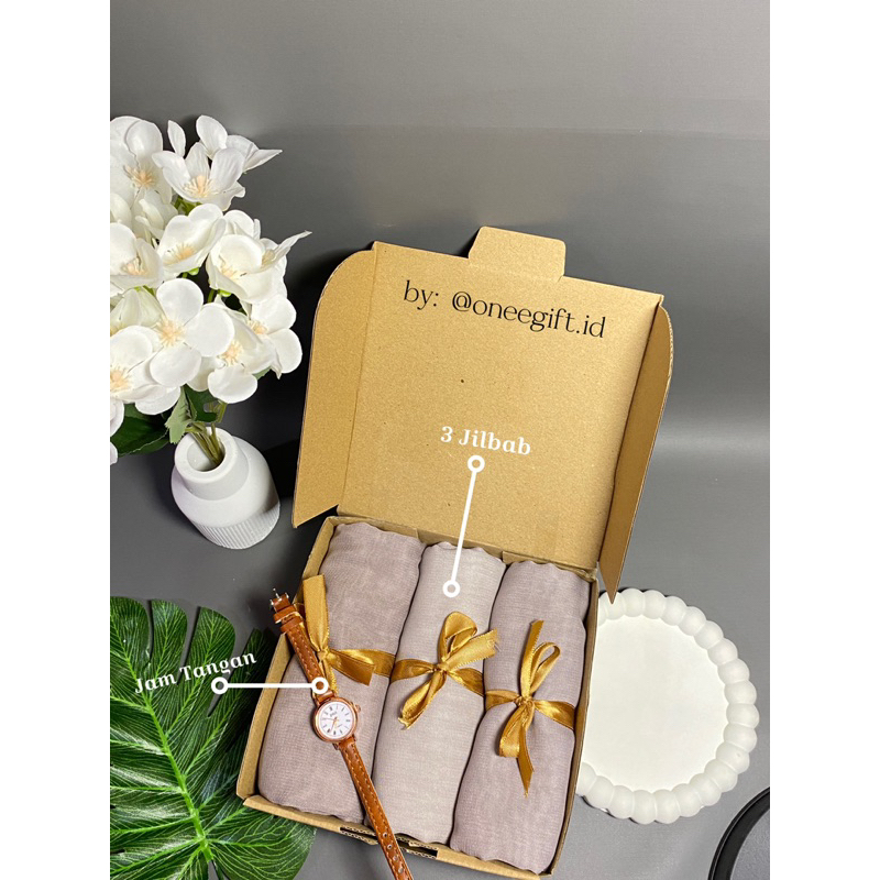 Jual [Hampers 12 ] Kado Hampers Gift Box Hadiah Ulang Tahun Wanita ...