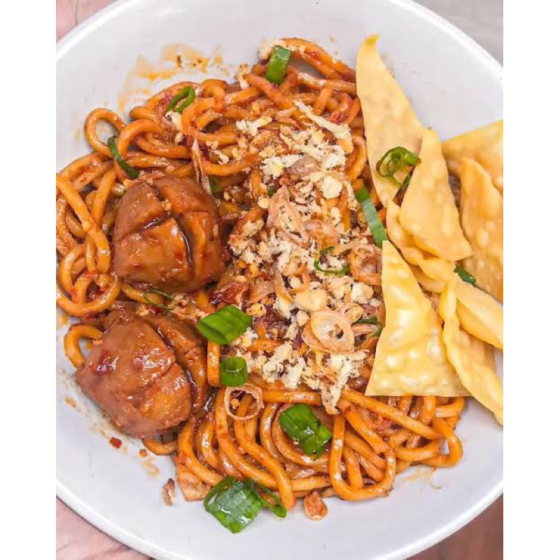 Jual Mie Jebew Chili Oil Pedas Poll topping bakso | Shopee Indonesia