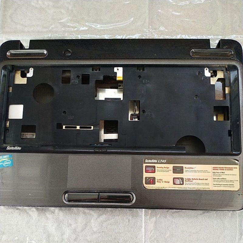 Jual casing bawah toshiba l745 original | Shopee Indonesia