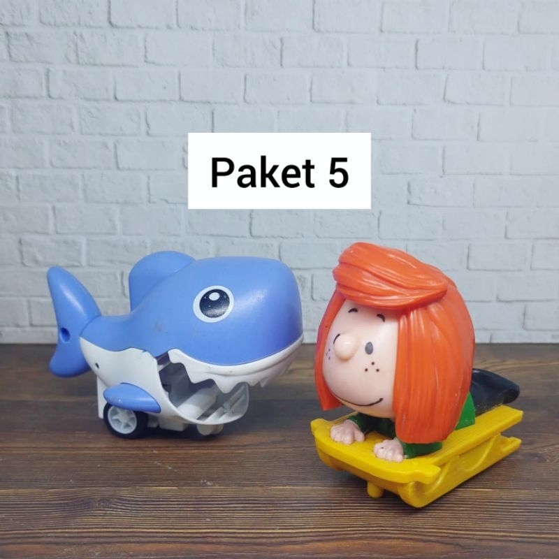 Jual Mainan seken figure mcd happy meal set 2pcs 10k, shandy spongebob ...