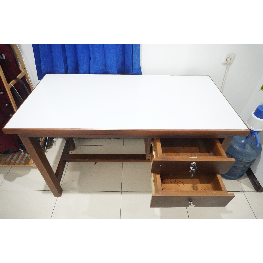 Jual Meja Kayu dengan Dua Laci (bekas) | Shopee Indonesia