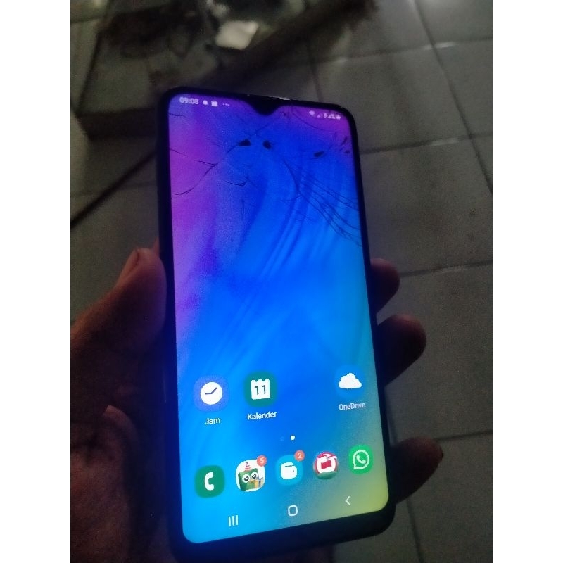 Jual samsung m10 kondisi layar retak fungsi normal | Shopee Indonesia