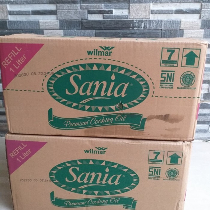 Jual Minyak Goreng Sania 2 liter 1 Dus Isi 6 Pouch | Shopee Indonesia