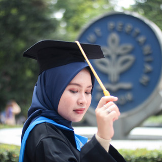 Jual Paket Toga Wisuda Sarjana/ Diploma IPB University | Shopee Indonesia