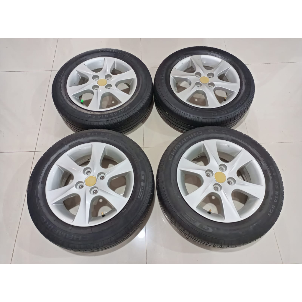 Jual VELG MOBIL STANDAR SIRION RING 14 LEBAR 5 PCD 4X100 ET45 SILVER | Shopee Indonesia