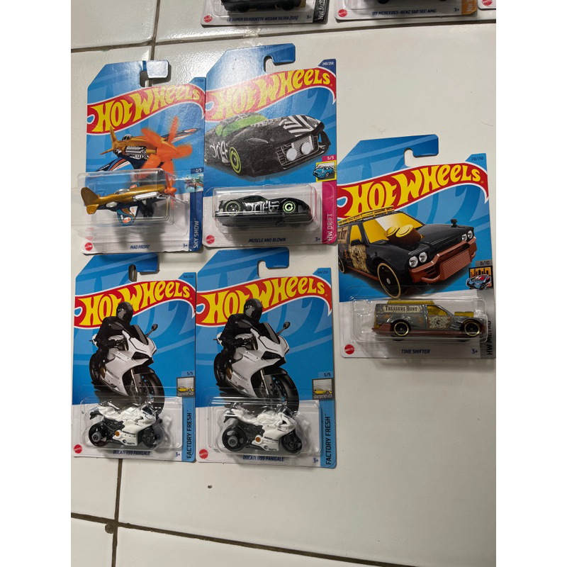 Jual HOT WHEELS [‘20 TOYOTA GR SUPRA,LBWK GOLD, HONDA CIVIC CUSTOM, LB ...