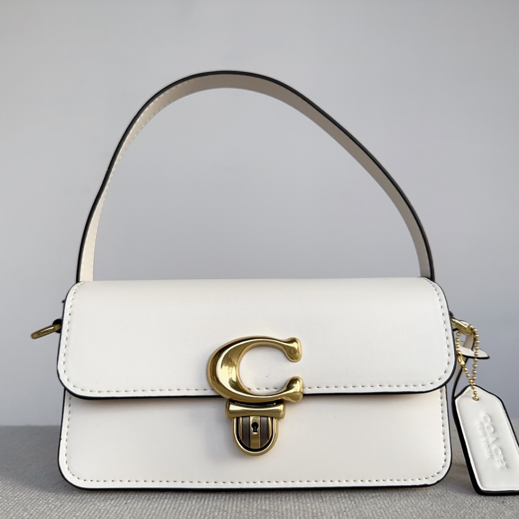 Jual coach ce331 Retro Push Button STUDIO BAGUETTE Crossbody Bag ...