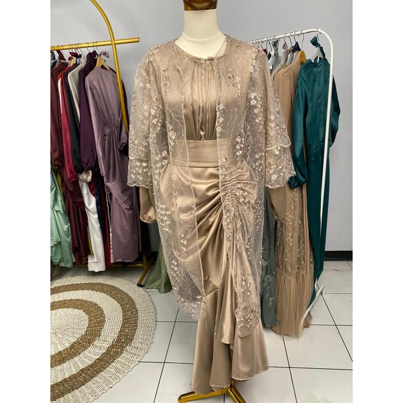 Jual DRESS VANNYA SET OUTER BRUKAT BAHAN SATIN ROBERTO BIG SIZE, DRESS ...
