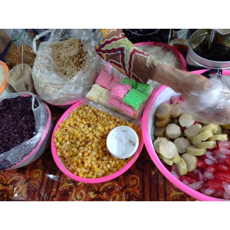 Jual jajanan pasar pasar CENIL(READY PAGI AJA) | Shopee Indonesia