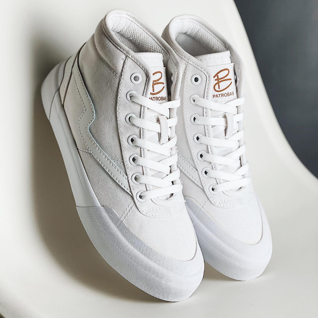 Jual PATROBAS NEW IVAN TRIPLE WHITE HIGH ORIGINAL | Shopee Indonesia