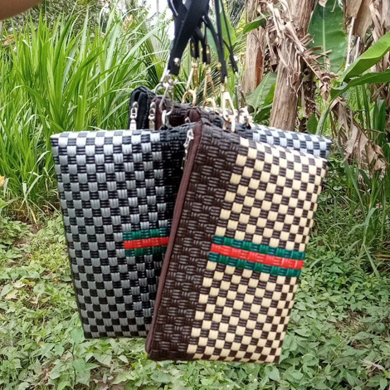 Jual dompet anyaman jali jali , dompet unik | Shopee Indonesia