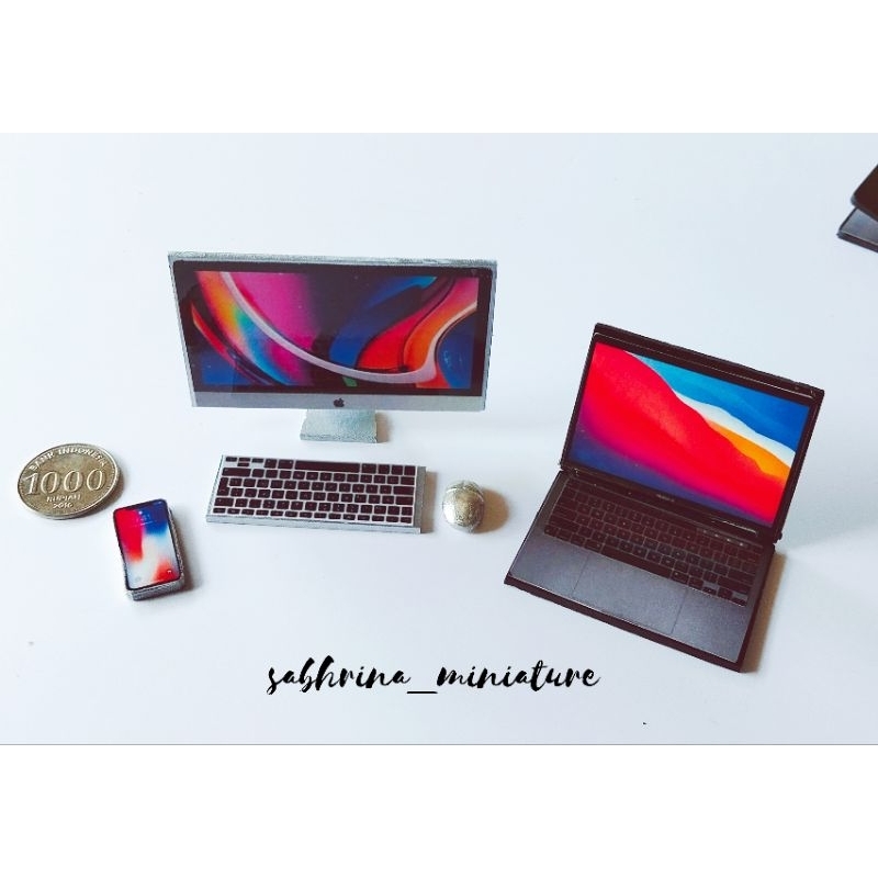 Jual Mainan Miniatur laptop komputer set Mac Accessories Barbie ...