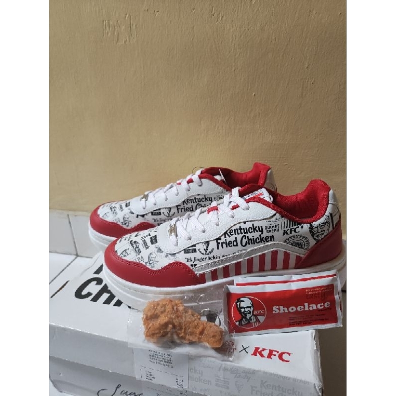 Jual aerostreet x KFC merah | Shopee Indonesia