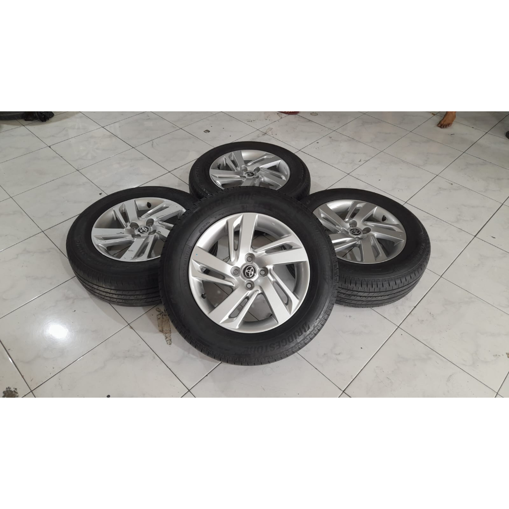 Jual VELG MOBIL STANDAR RAIZE R16X6 4X100 SILVER + BAN BS 205 65 R16 ...