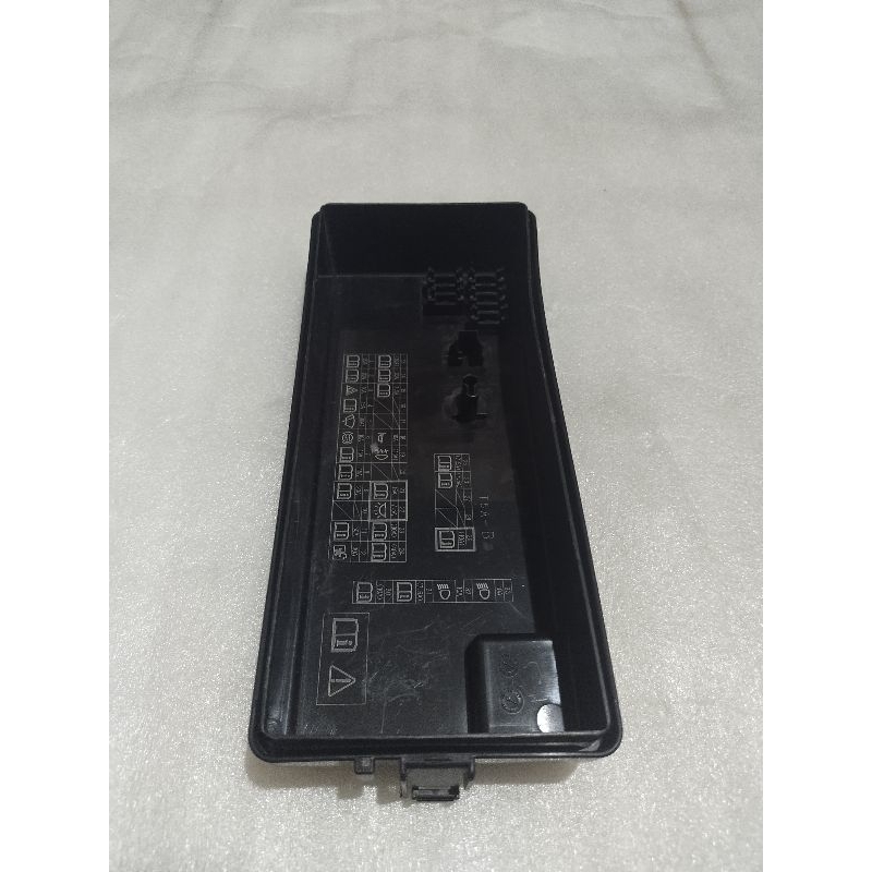 Jual tutup relay fuse box sekring Honda Mobilio original | Shopee Indonesia