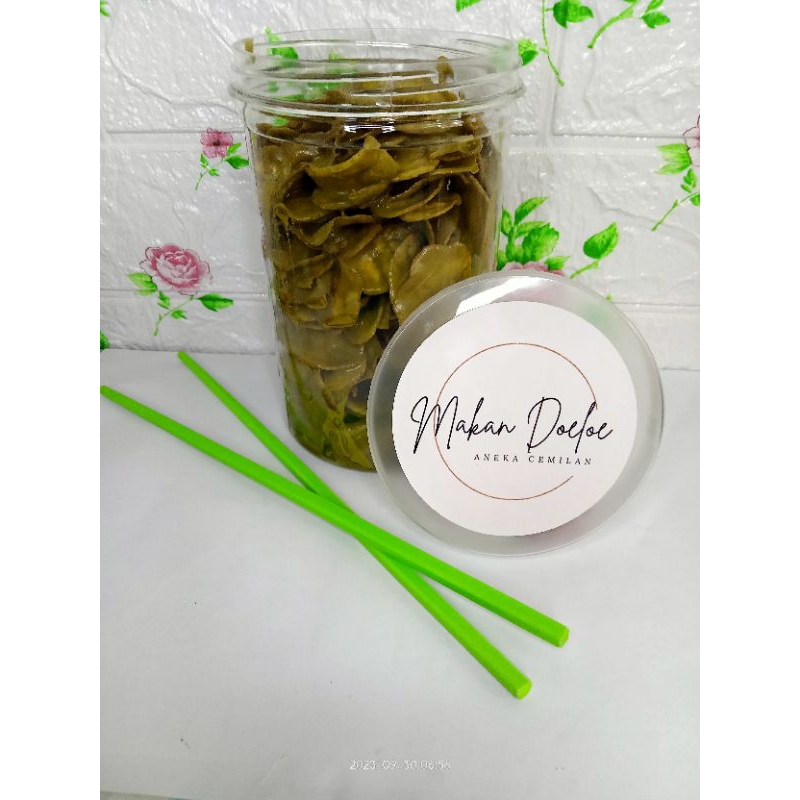 Jual MAKAN DOELOE Keripik Pisang Rasa Matcha 300gr II 1000 ml Free ...
